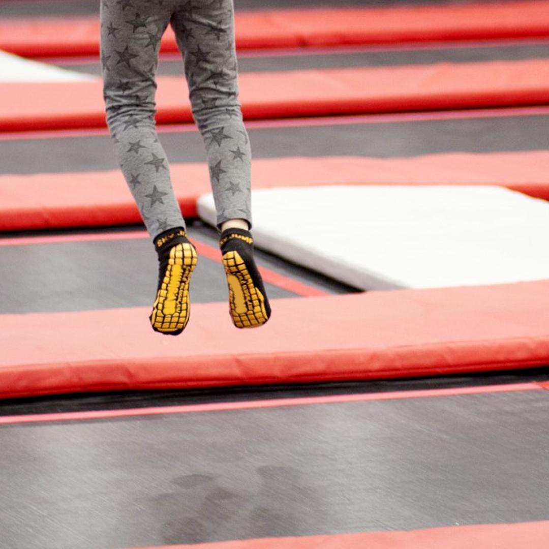 Why Should Your Kids Wear Trampoline Socks?